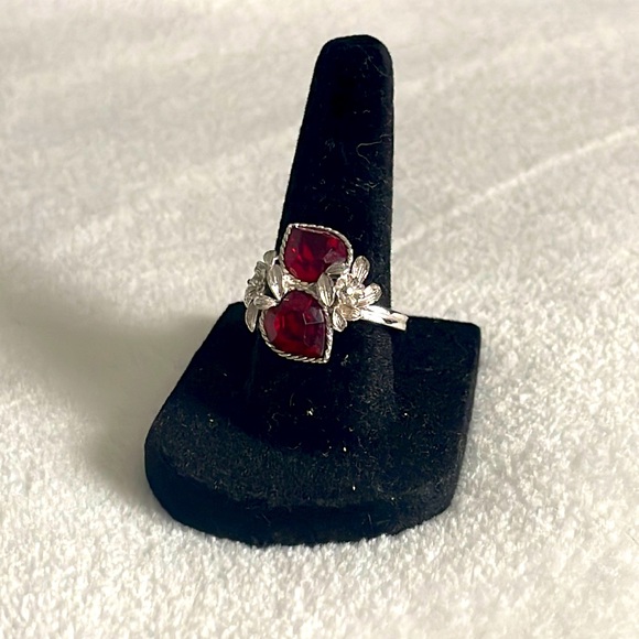 Sarah Coventry | Jewelry | Vintage Sarah Coventry Heart Ring | Poshmark